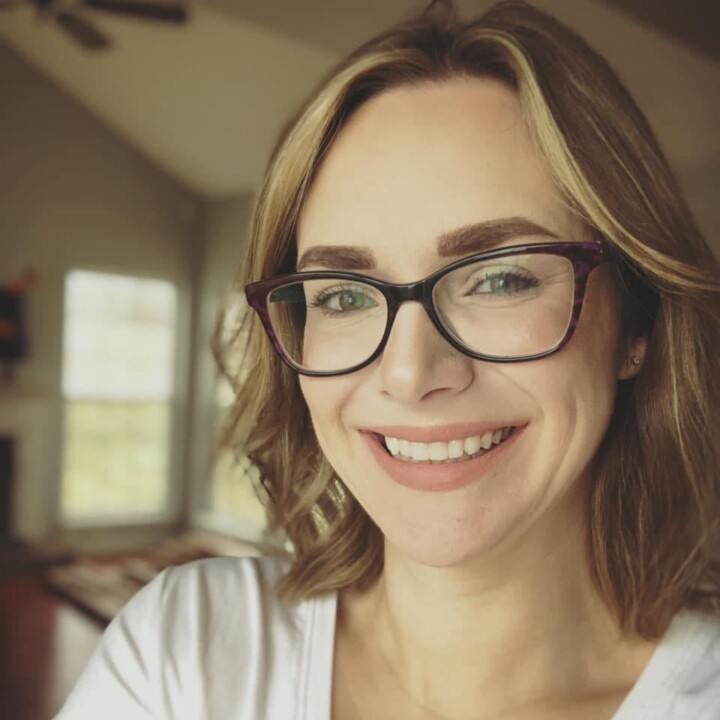 How to Color Buttercream: A Comprehensive Guide - Little Vintage Baking